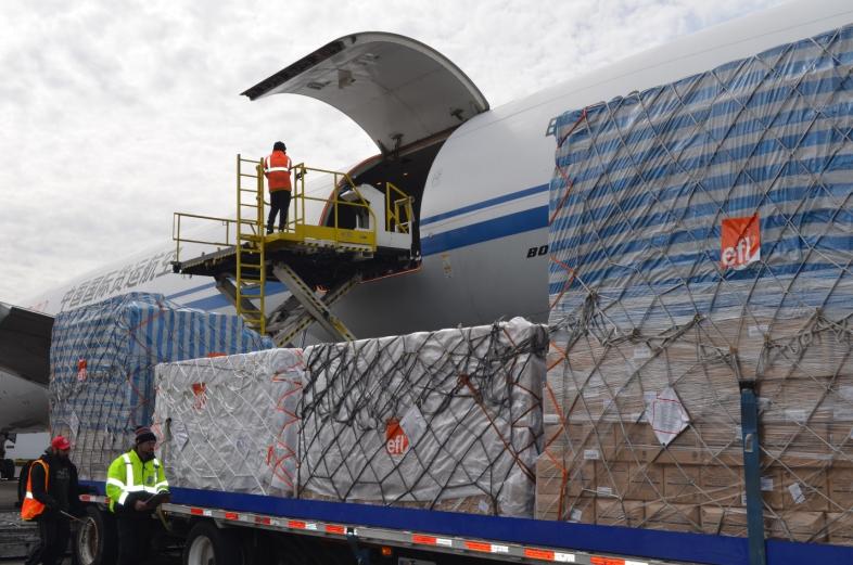 Understanding the Value of Customs Brokerage Services in Logistics | EFL